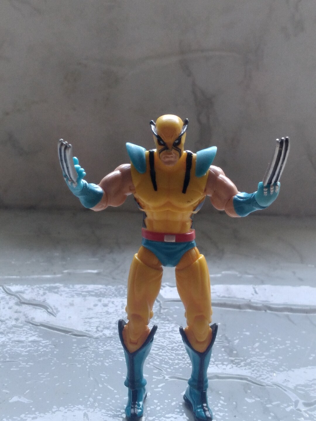Marvel's Wolverine Yellow/blue Suit - Etsy
