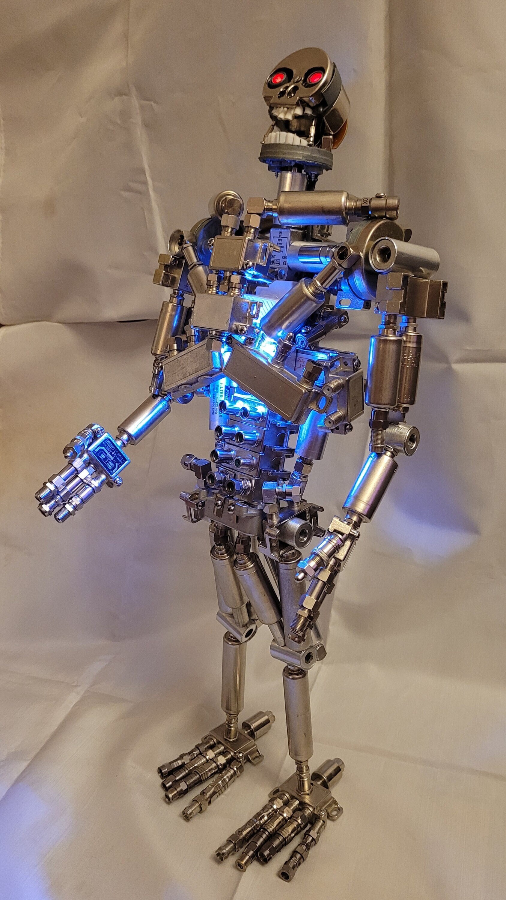Terminator T-800 Endoskeleton Sculpture Made of Coaxial Cable Network ...