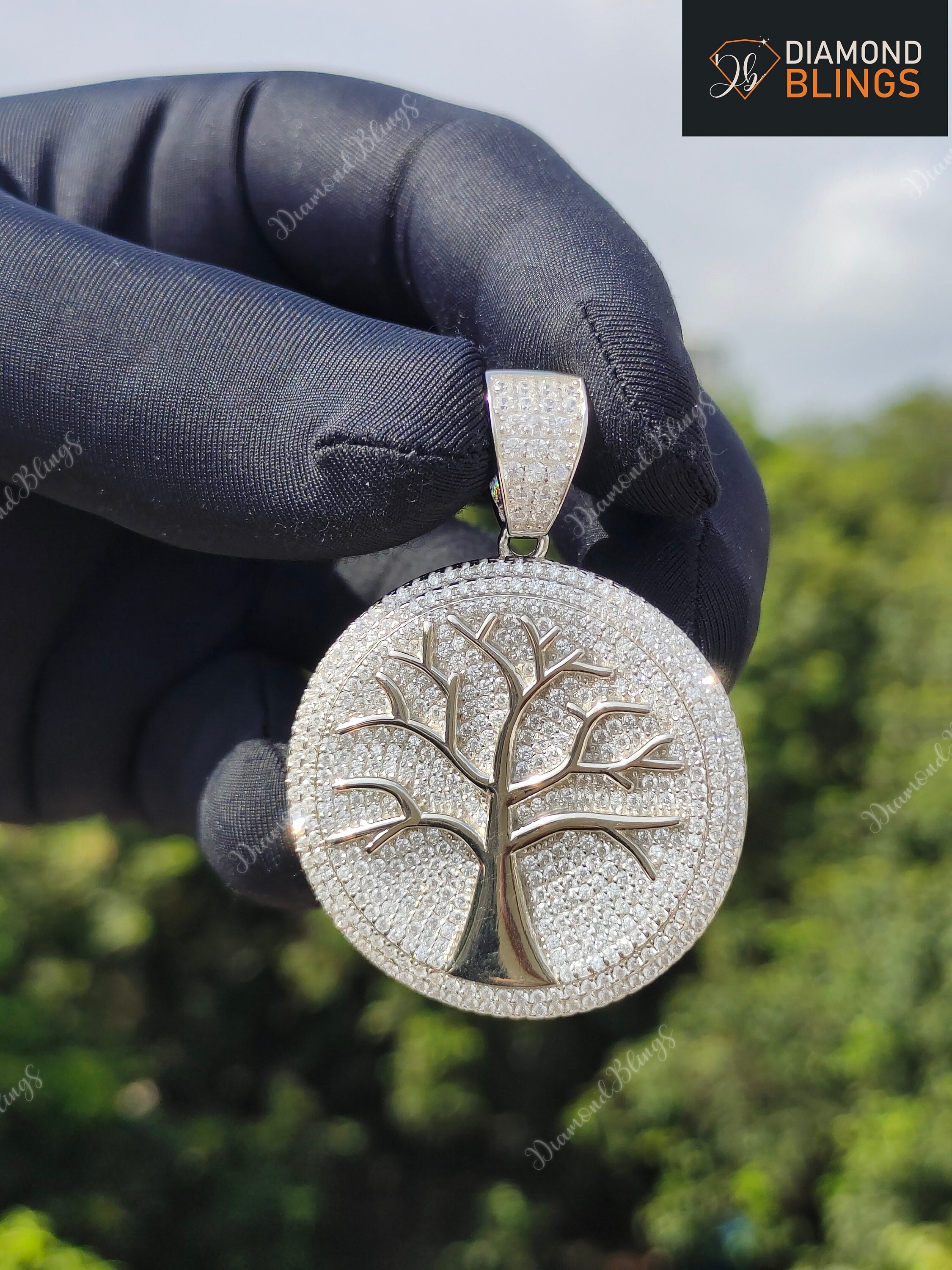 VVS Moissanite Diamond Custom leafy Tree With Bail - Etsy