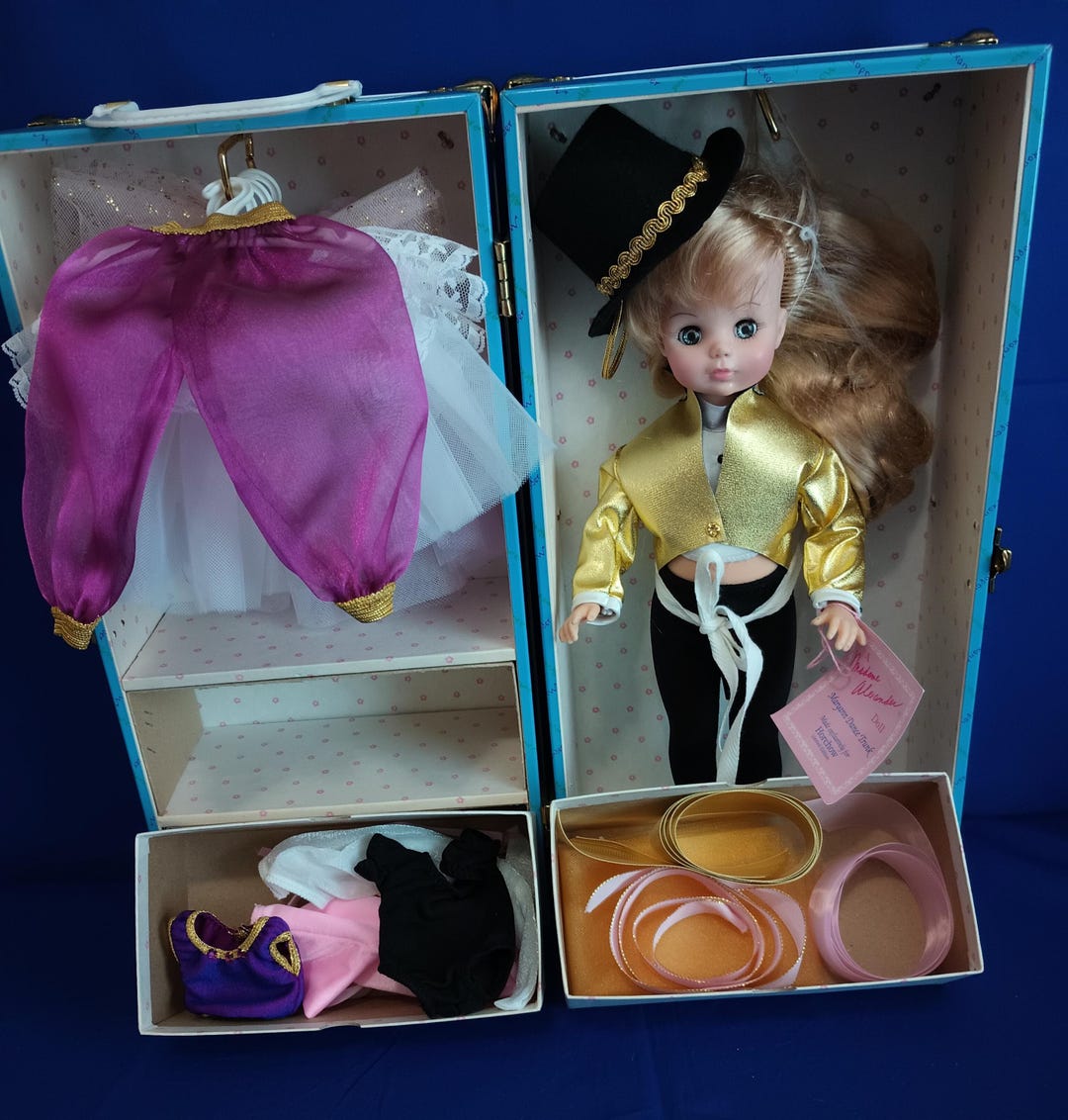 Vintage Madam Alexander Exclusive for Horchow Mary Ann Dance Trunk ...