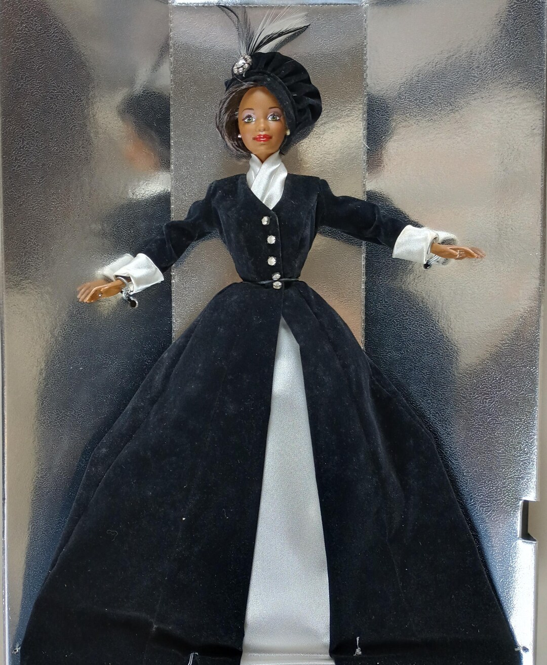 Barbie African American Romantic Interlude, Classique Collection ...