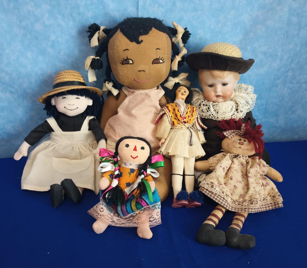 Odd Group of Cute Vintage Dolls - Etsy
