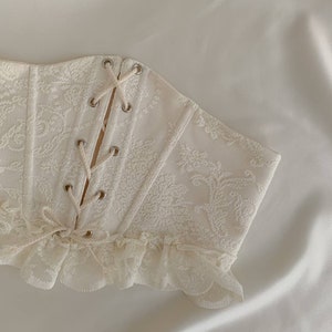 Fairy Corset Top in Vintage Style Elegant Underbust Lace Corset Basque ...
