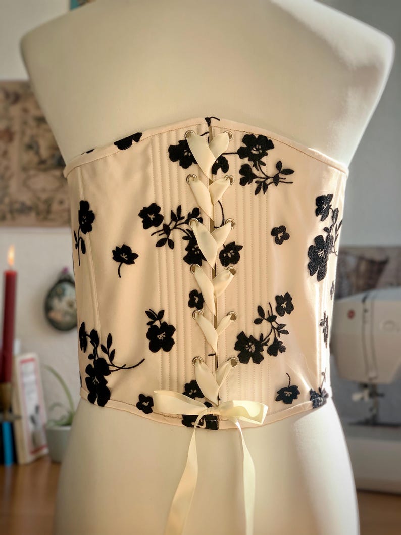 Fairy Tale Corset Custom Satin Basque Waist Top Elegant Vintage Corset ...