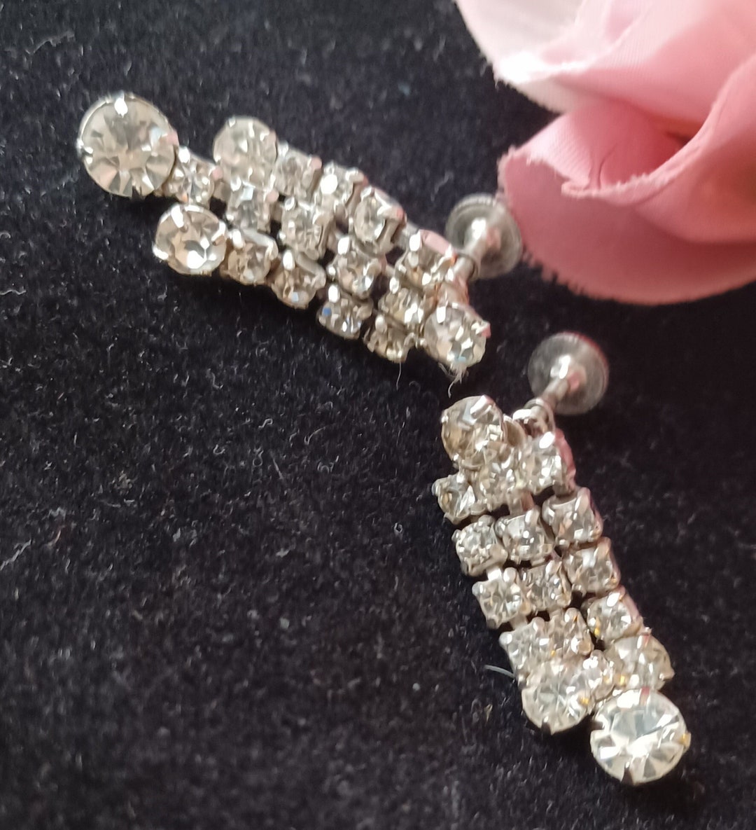 Vintage Kramer NY Dangling Rhinestone Screw-back Earrings - Etsy