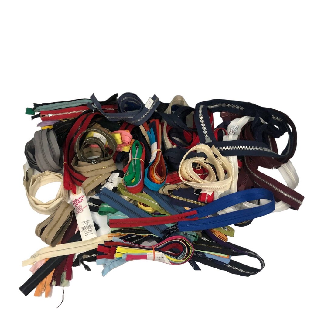 100 Zippers Lot Metal Plastic Lengths From 6-24 Reclaimed and New Mixed ...