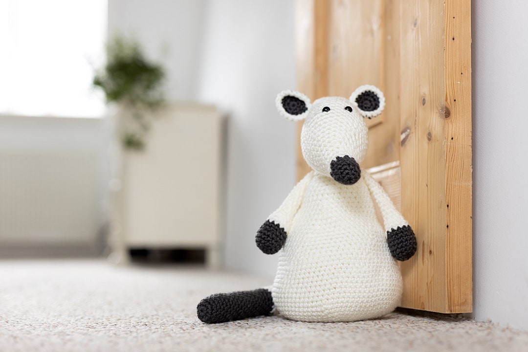 Crochet Mouse Doorstop Pattern: Amigurumi Animal (digital PDF) - Etsy