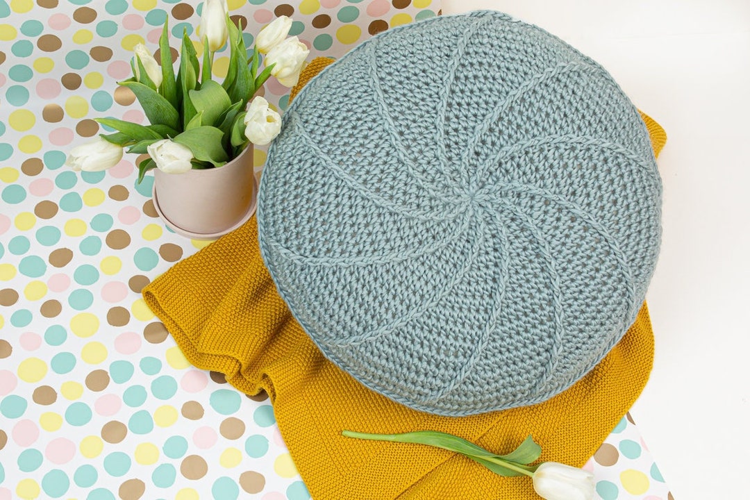 Crochet Round Pillow Pattern: Spiraled Stitches Cushion (PDF) - Etsy