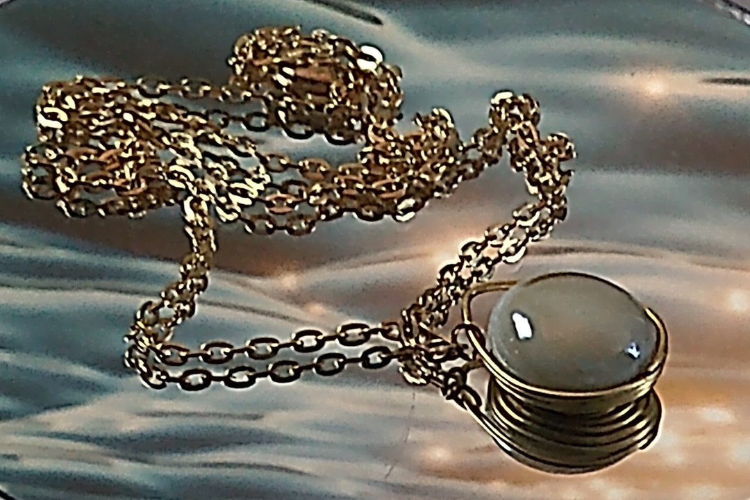 Gold Necklace With Calcite Pendant - Etsy