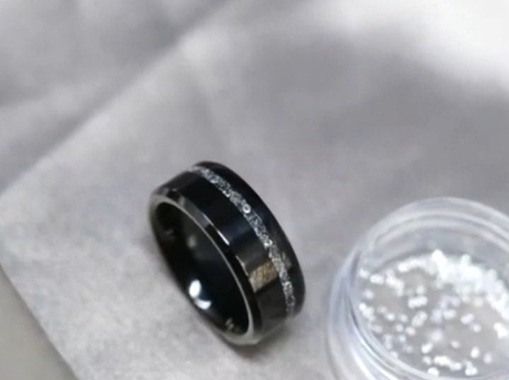 The Black Ice Ring - Etsy