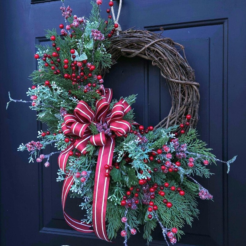Berry Wreaths - Etsy