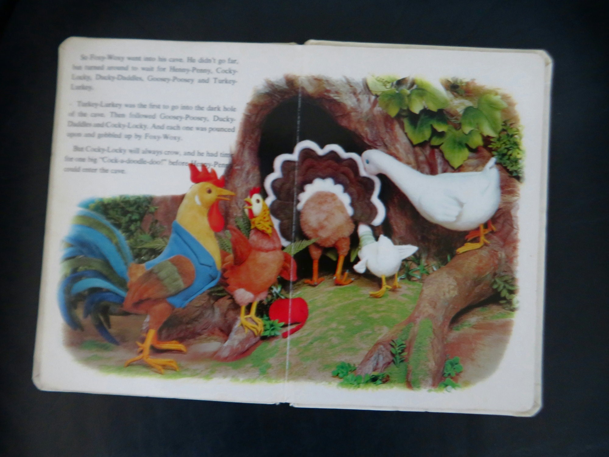Vintage 1969 henny Penny A Puppet Story Book 0759 With 3-D Picture on ...