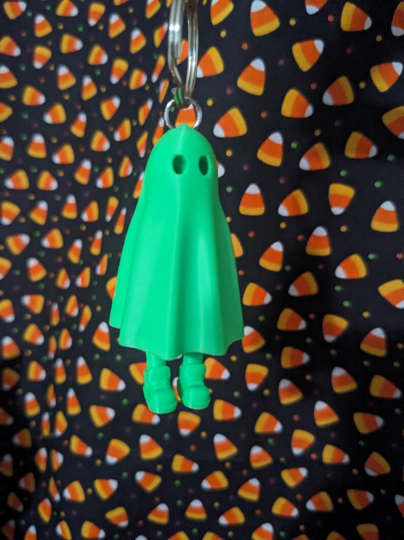 Spooky Cute Halloween Ghost Keychain - 3d Printed - Non Candy - Trick ...