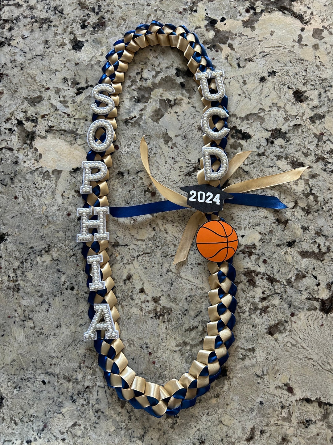 Custom Two Color Lei With Graduate's Name and School or Country Acronym ...