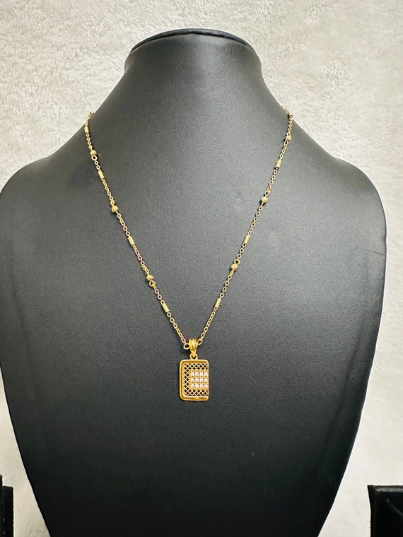 Designer chain store