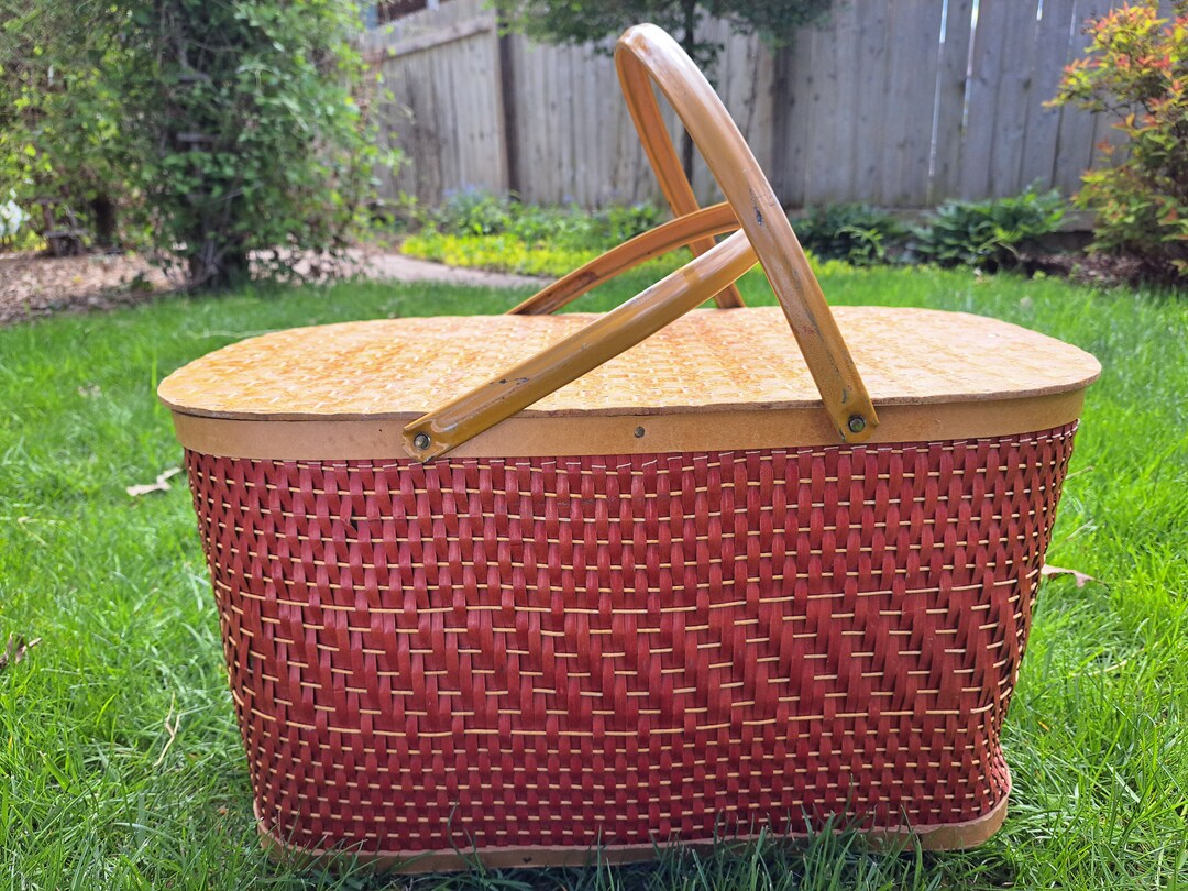Vintage RED Hawkeye or Redmon Style Picnic Basket - Etsy