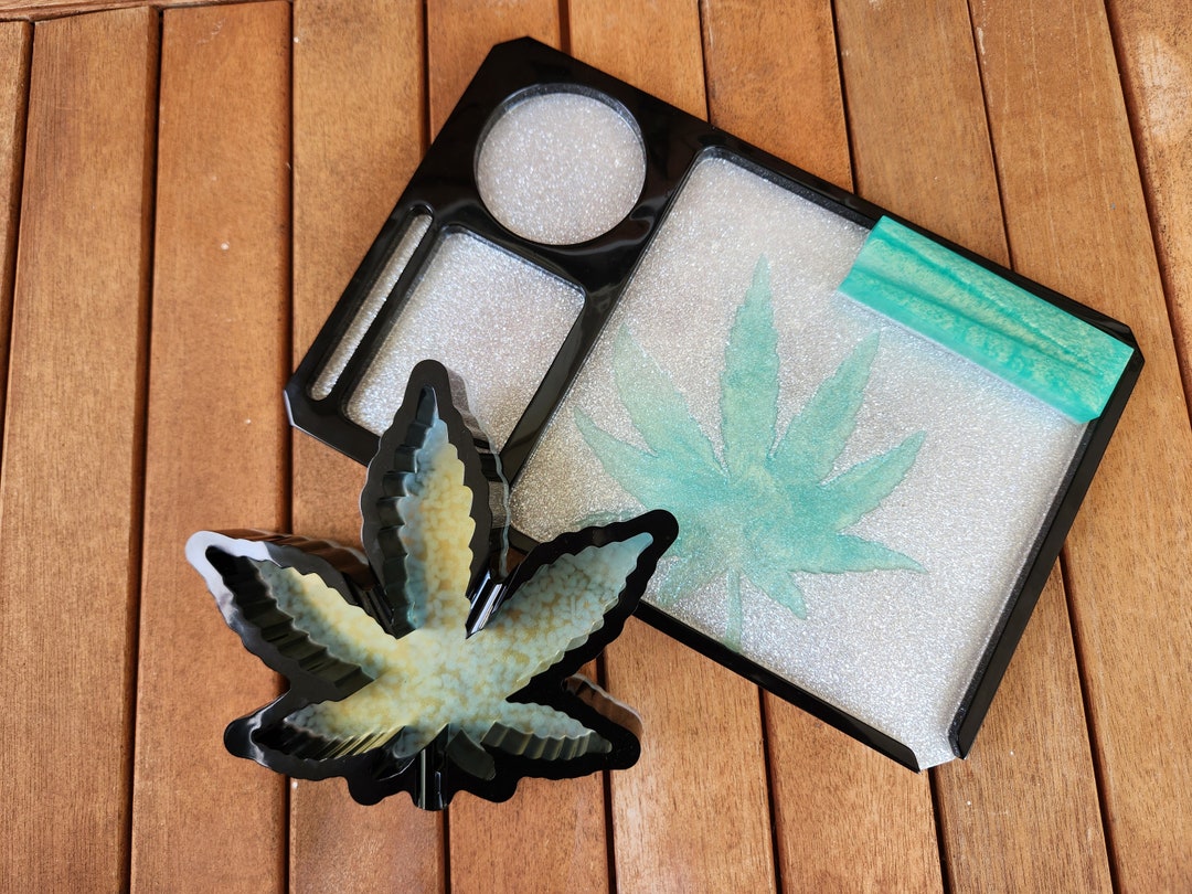 Marijuana, Weed Leaf Rolling Tray, Ash Tray, Glow in the Dark - Etsy