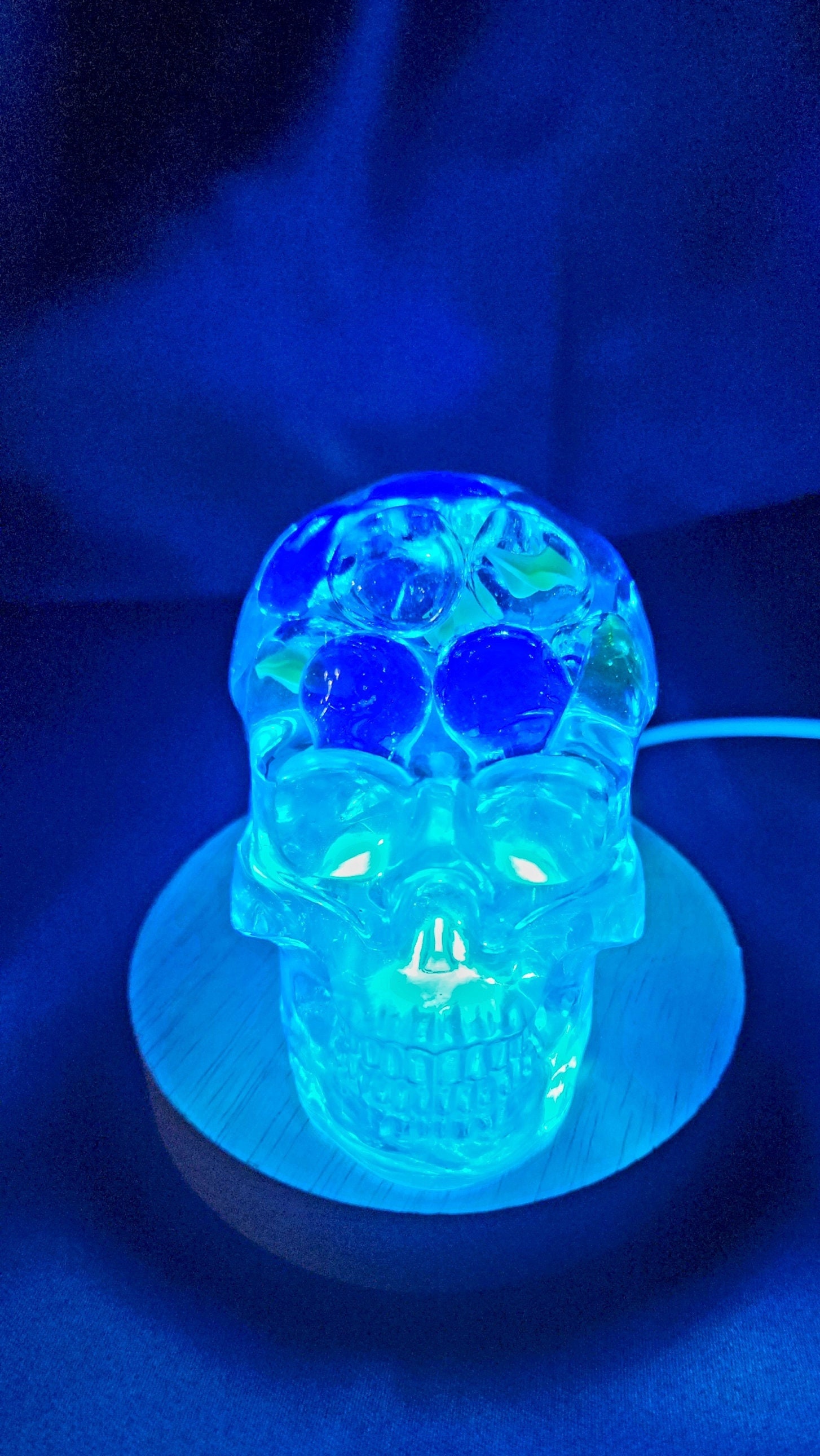Holographic Marble Skull Color Light - With Beautiful Marbles, Changes ...