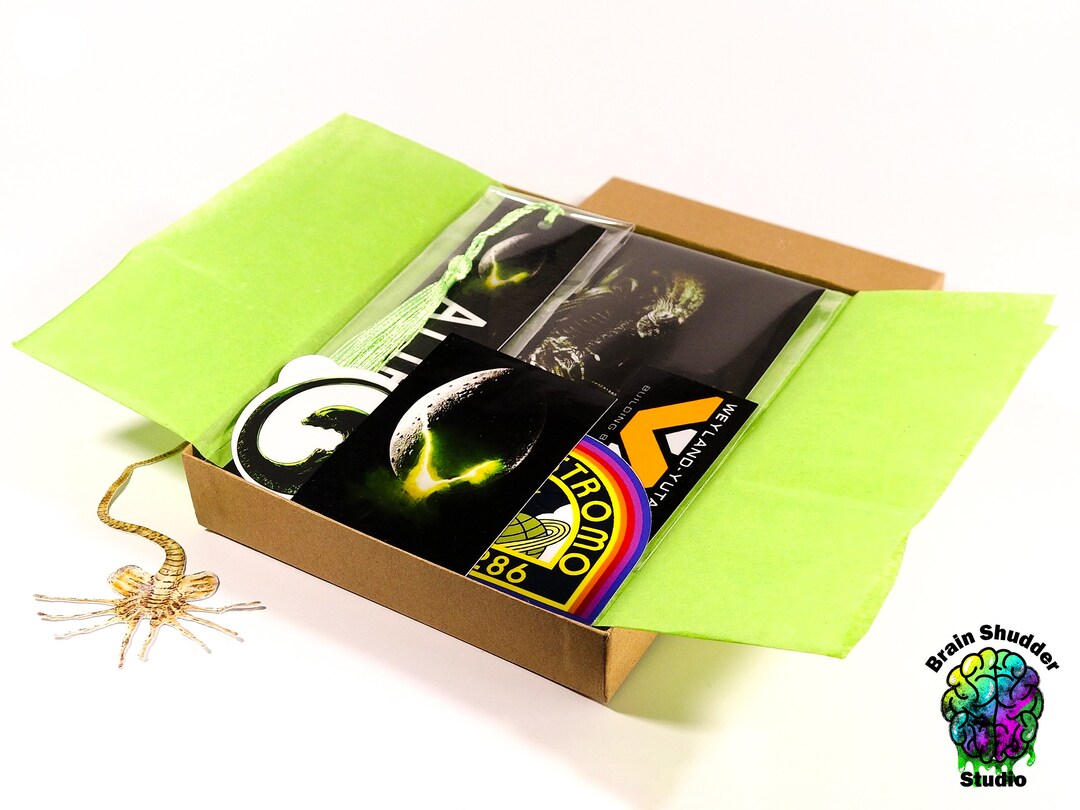 Alien Xenomorph Merch Set Alien Movie Gifts for Sci-fi Fans - Etsy