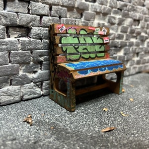 Miniature Graffiti Wood Bench Diorama 1/12 Props (exact Pictures of ...