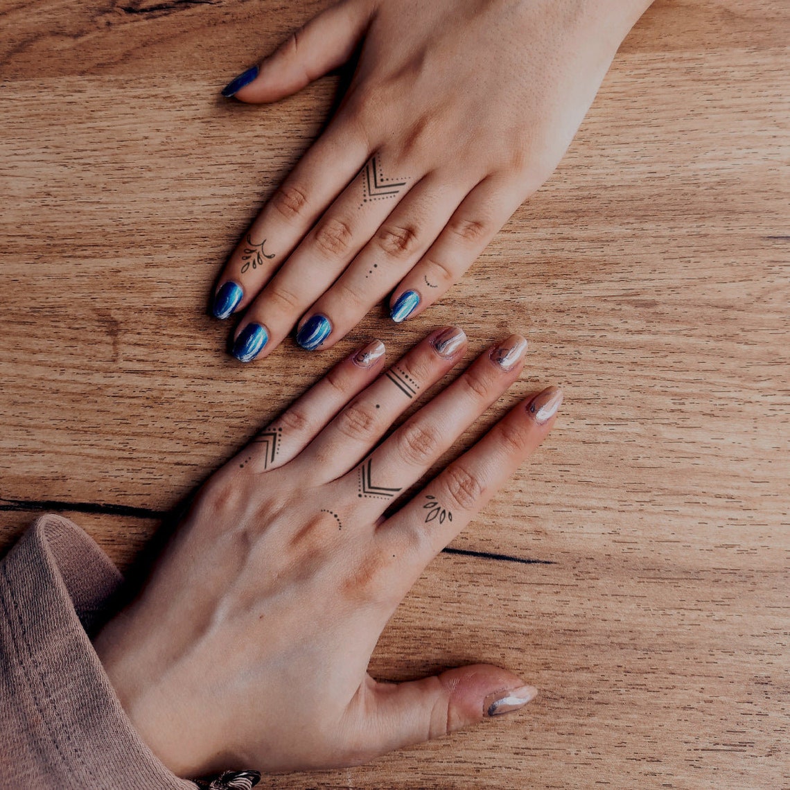 Finger Tattoo Set - Etsy