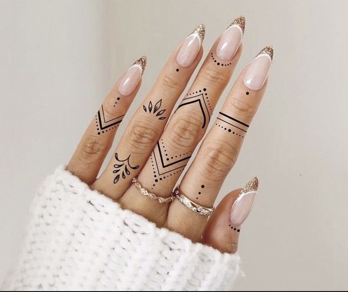 Finger Tattoo Set - Etsy