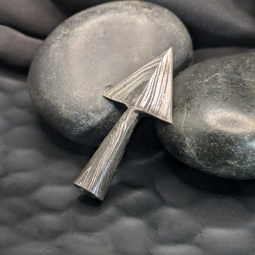 Warfare Damascus Steel Arrowhead - Hand Forged Pattern Welded Steel ...