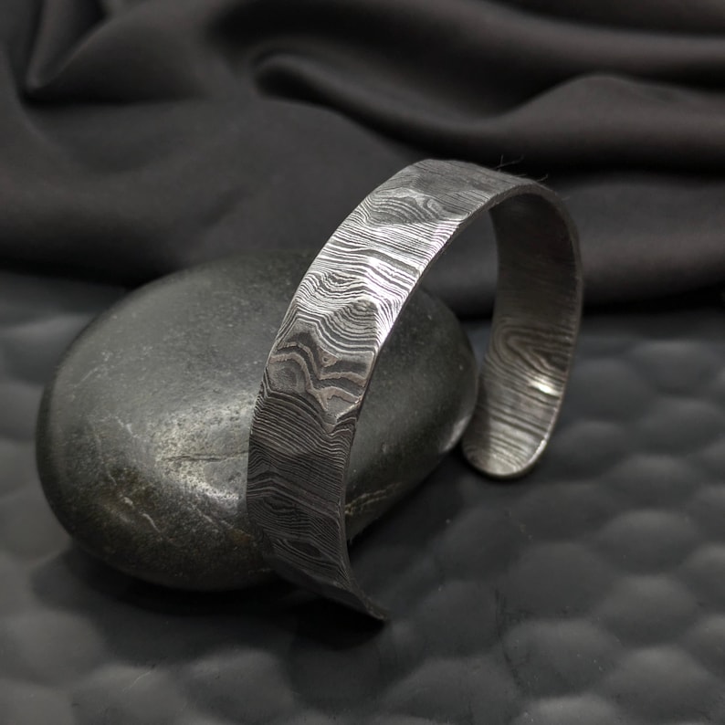 Handmade Damascus Steel Cuff Bracelet: Hammered Metal Wristlet - Etsy ...