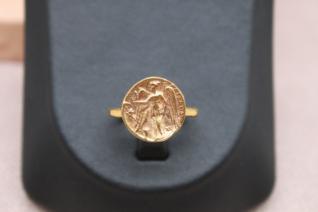 Vintage Winged God Angel Signet Silver Ring Roman Coin Replika Coin ...