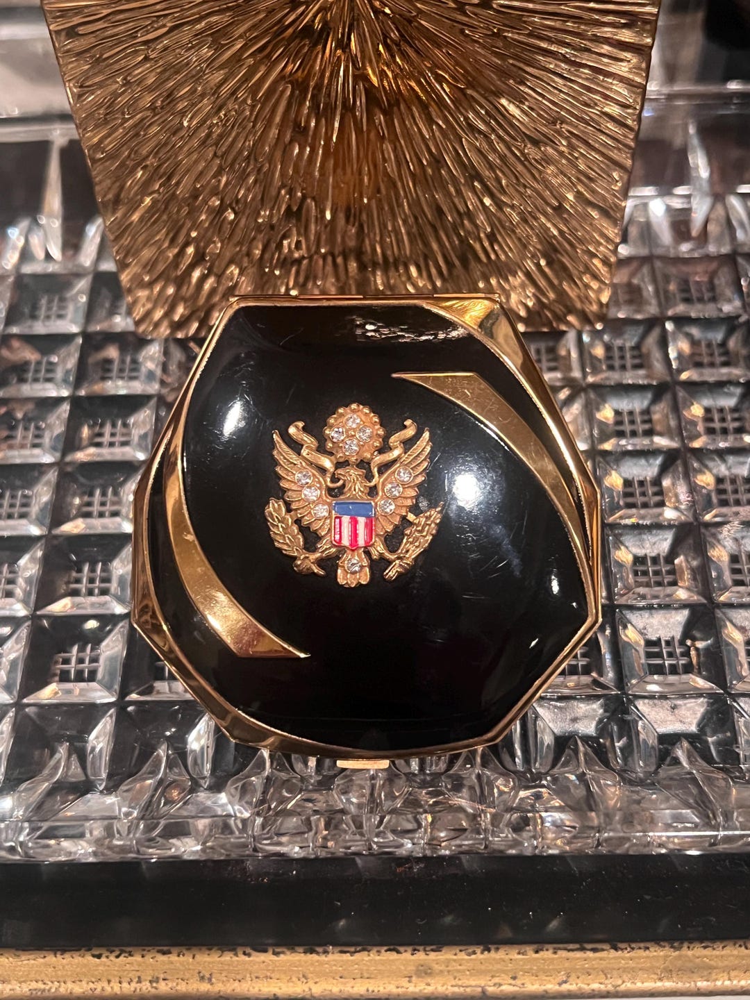 1940s- 1950s Elgin Presidential Sealmakeup Compact. Elegant Black ...