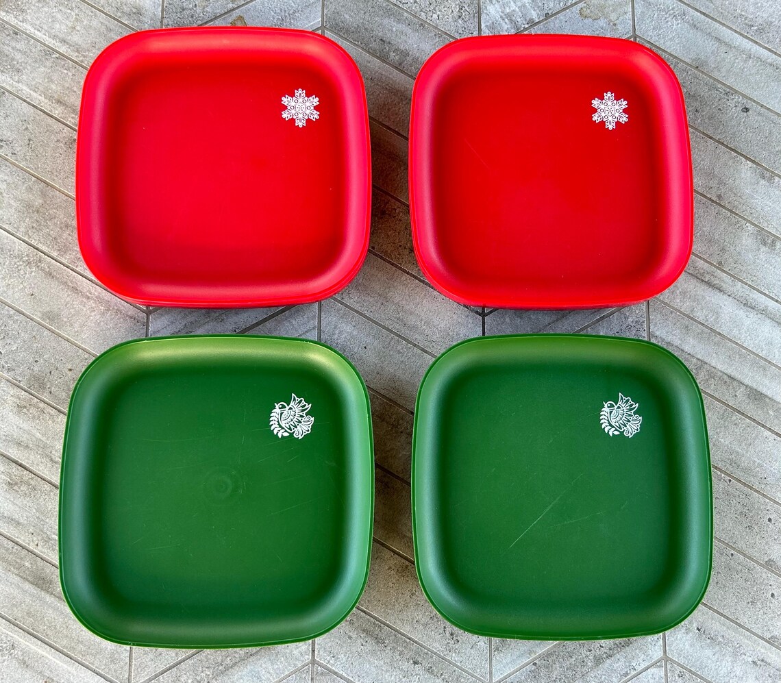Vintage Tupperware Holiday Plate Set - Etsy