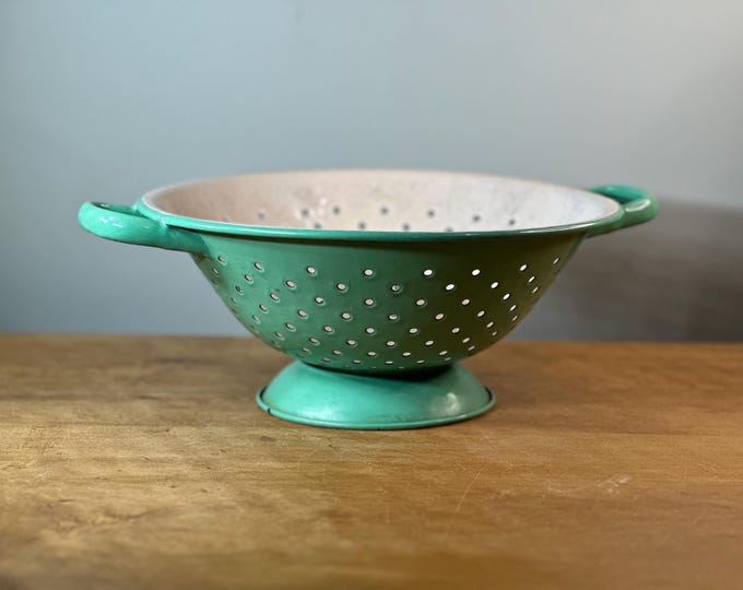 Vintage Green and Cream Enamel Strainer Colander With Pedestal - Etsy