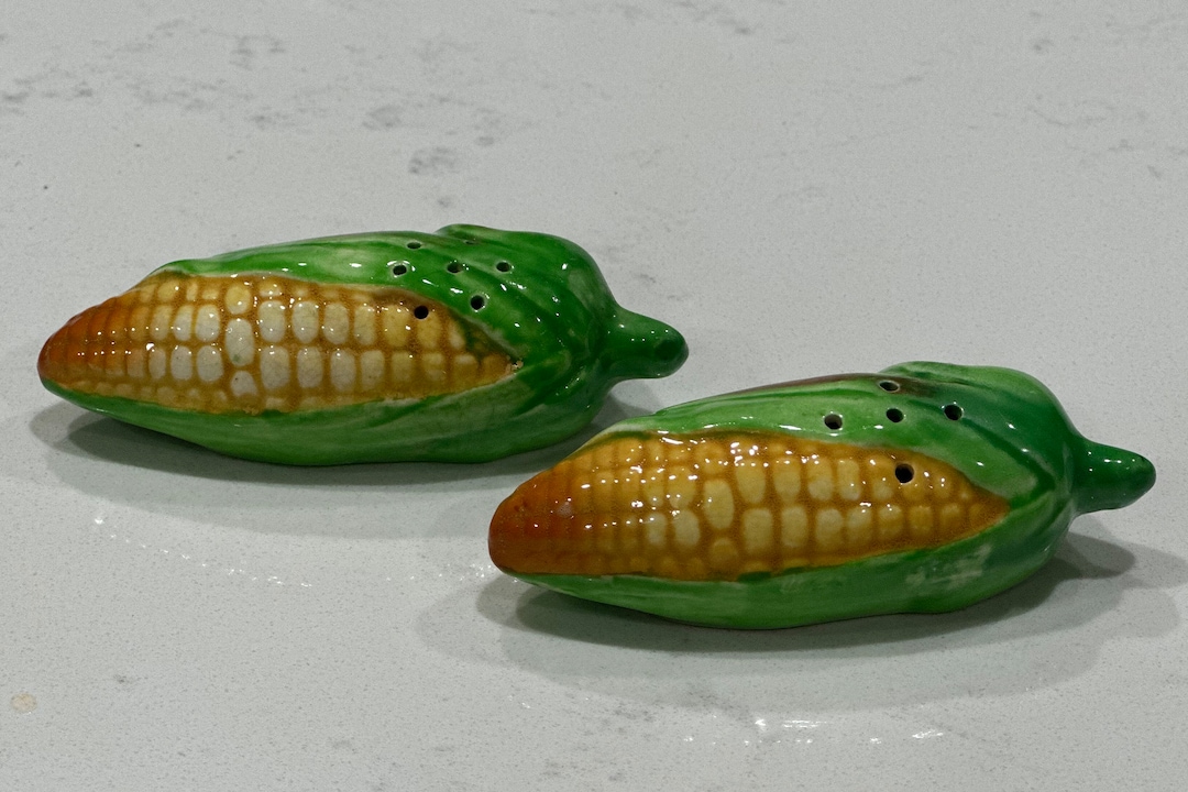 Corn on the Cob Salt and Pepper Shakers / MCM / Vintage / Made in Japan ...