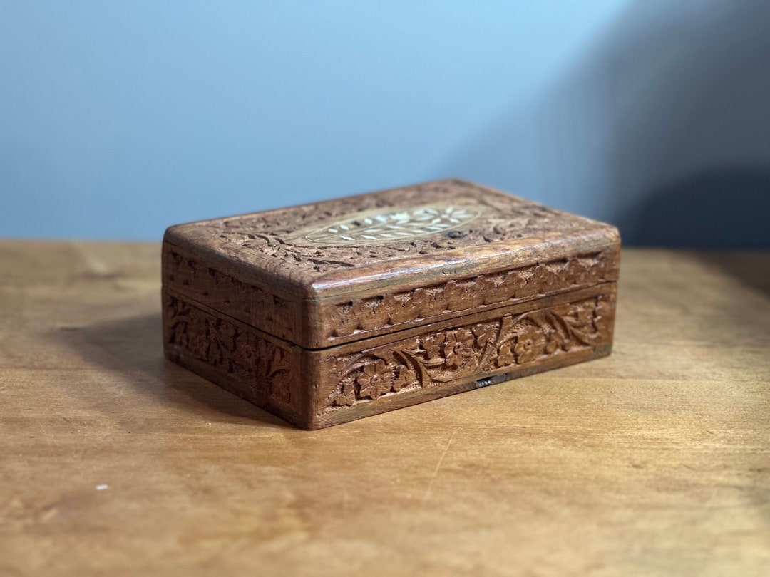 Vintage Folk Art Wooden Box ~ Hand Carved ~ Jewelry Catch All ~ India ...