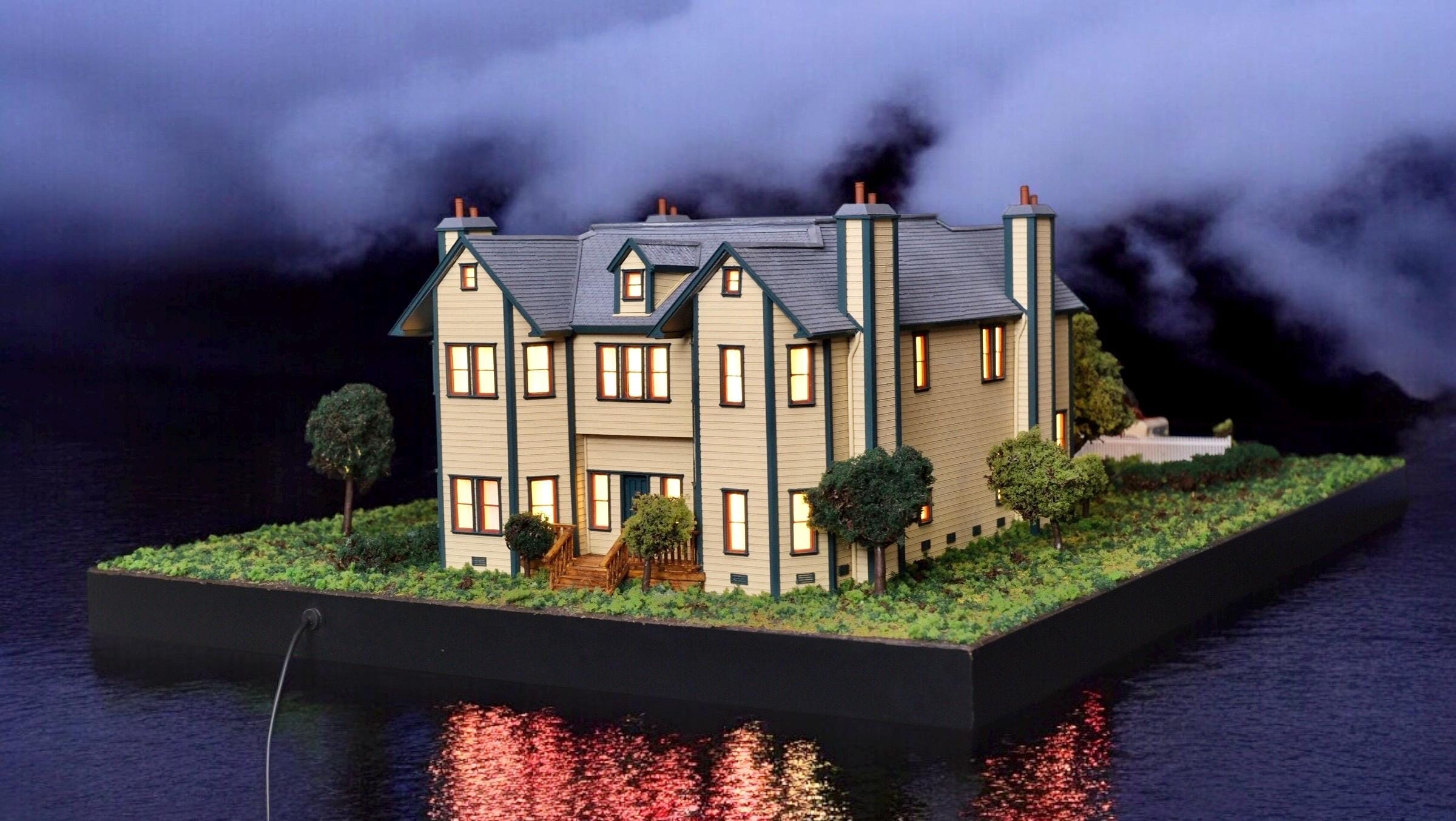 Stu Macher House Diorama – Handmade Scream Movie Miniature, Collectible ...