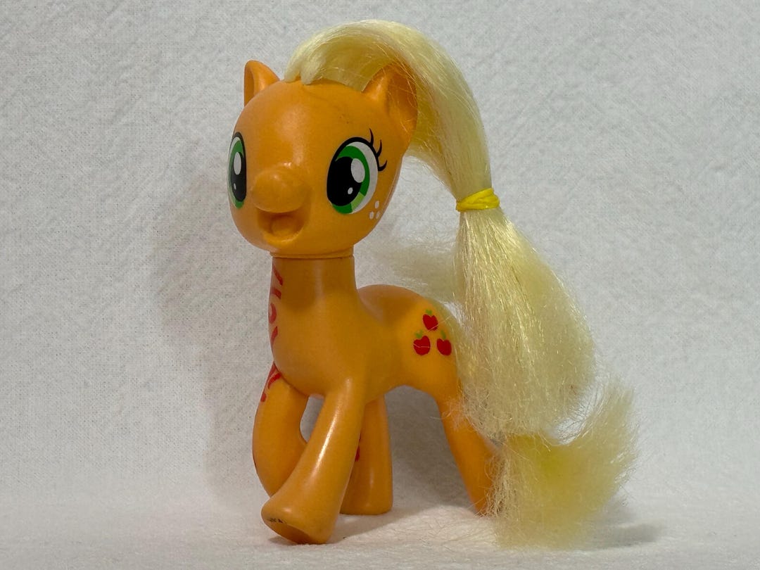My Little Pony G4 Applejack 3 1/2" Tall, Friendship is Magic, Glitter ...