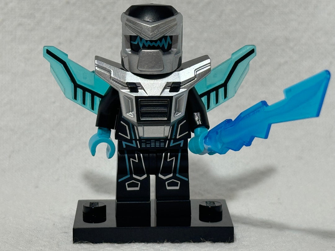 Lego Laser Mech Minifigure 71011-11 CMF Series 15, Retired, Complete ...