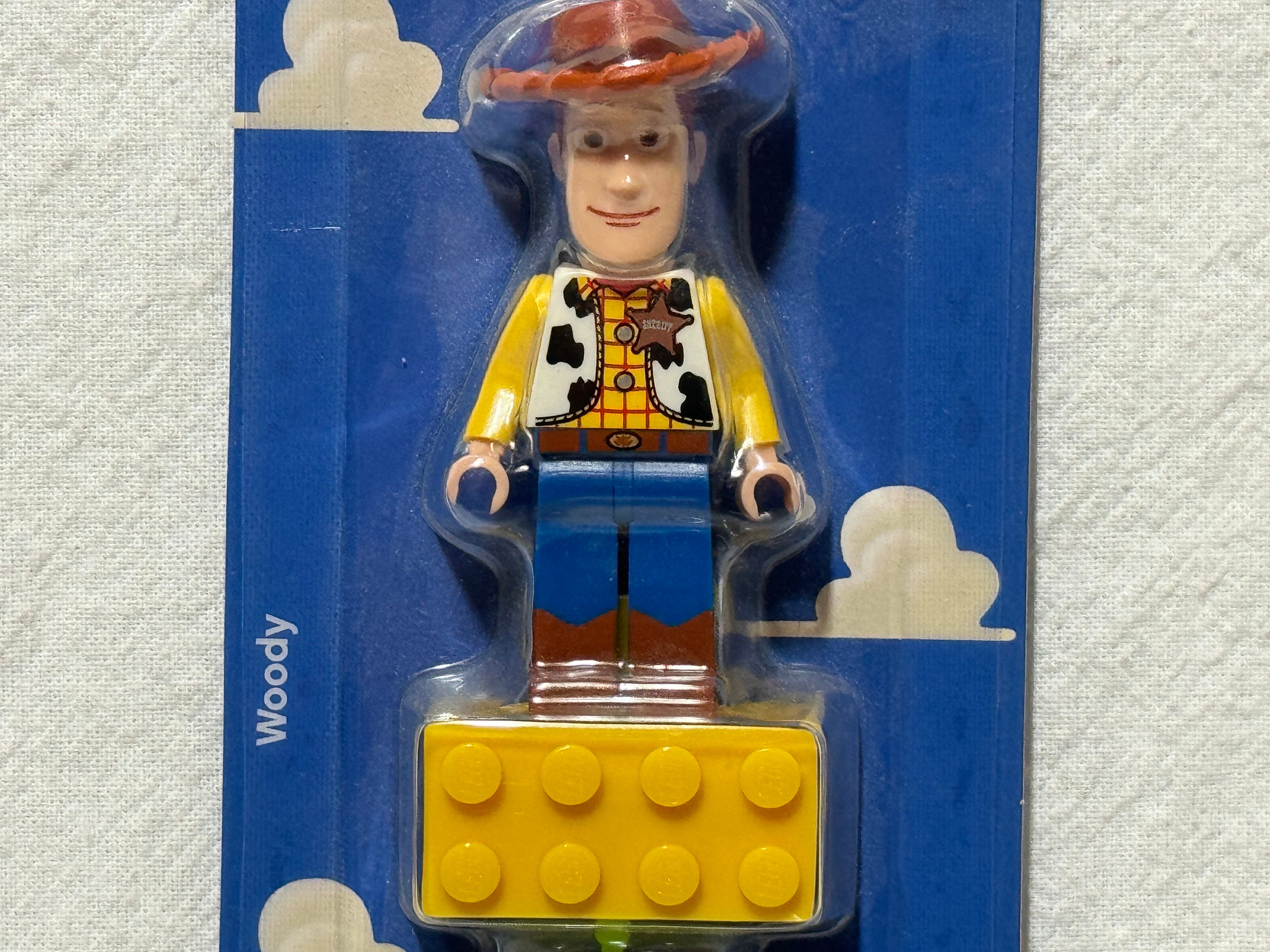 Lego Toy Story Minifigure Magnet Set 852949, Woody Alien Buzz Lightyear ...