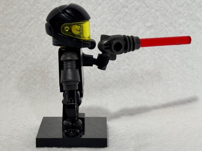 Lego Space Villain Minifigure CMF Series 3, Includes Accessories Stand ...