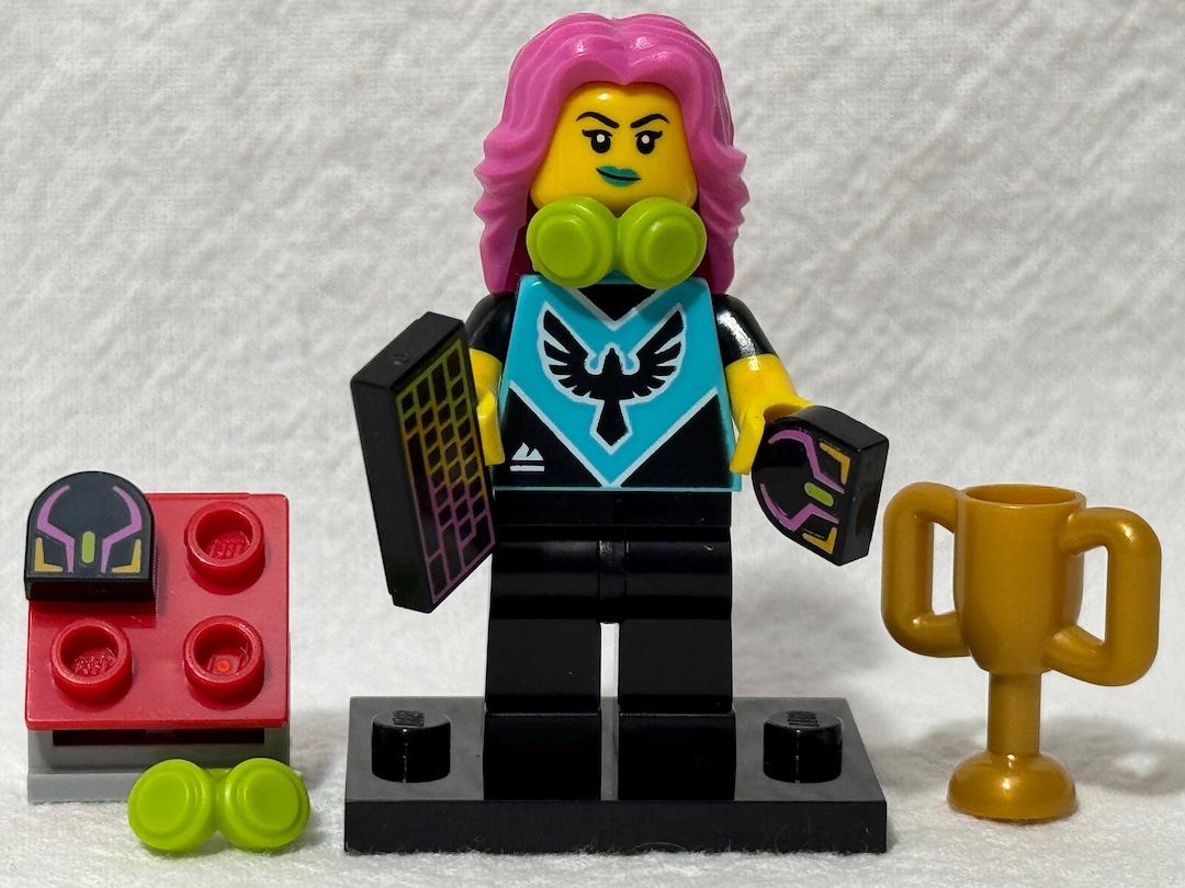 Lego E-sports Gamer Minifigure CMF Series 25, Includes Accessories ...