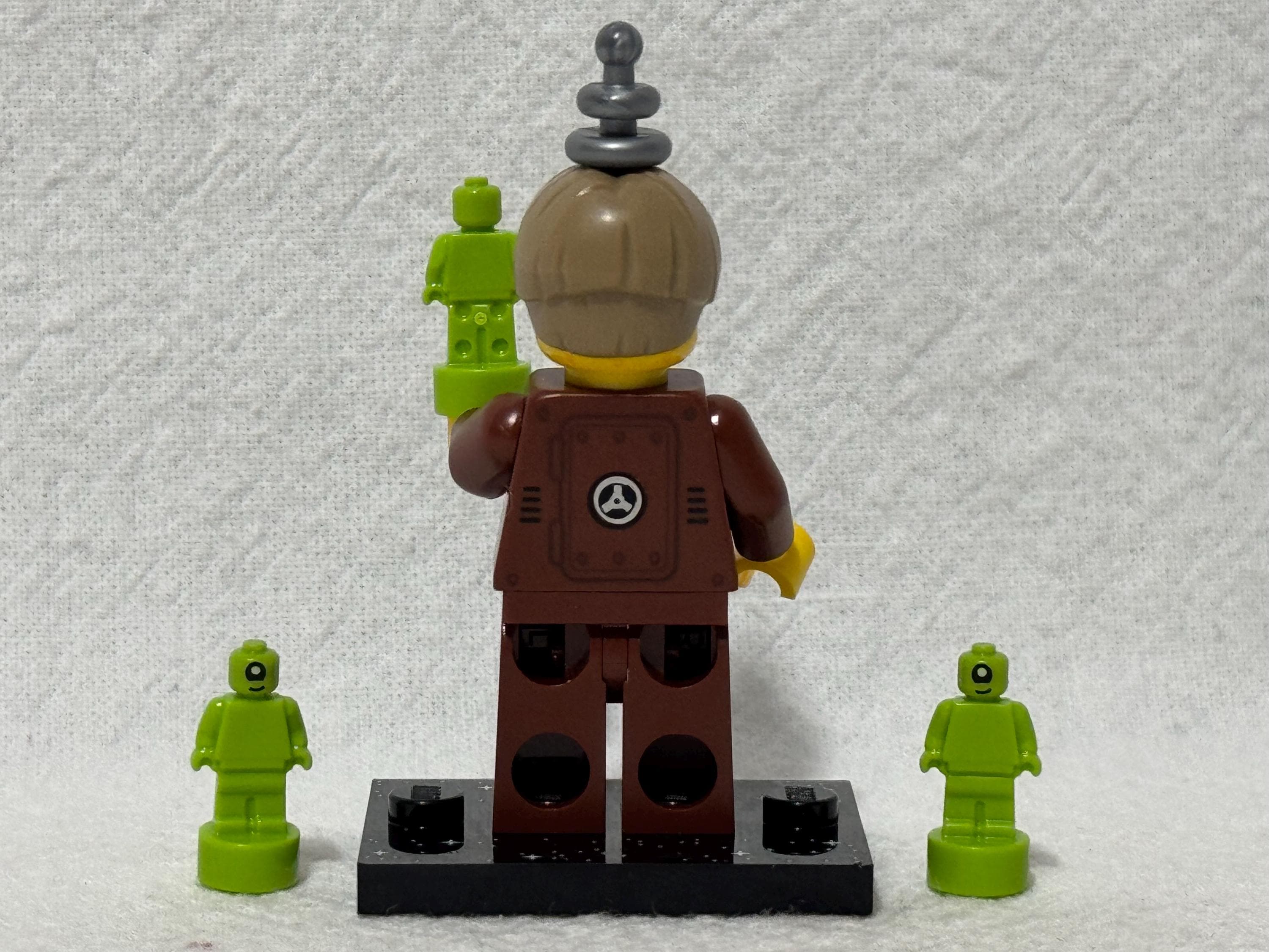 Lego Imposter Alien Minifigure 71046-2 CMF Series 26, Retired, Includes ...