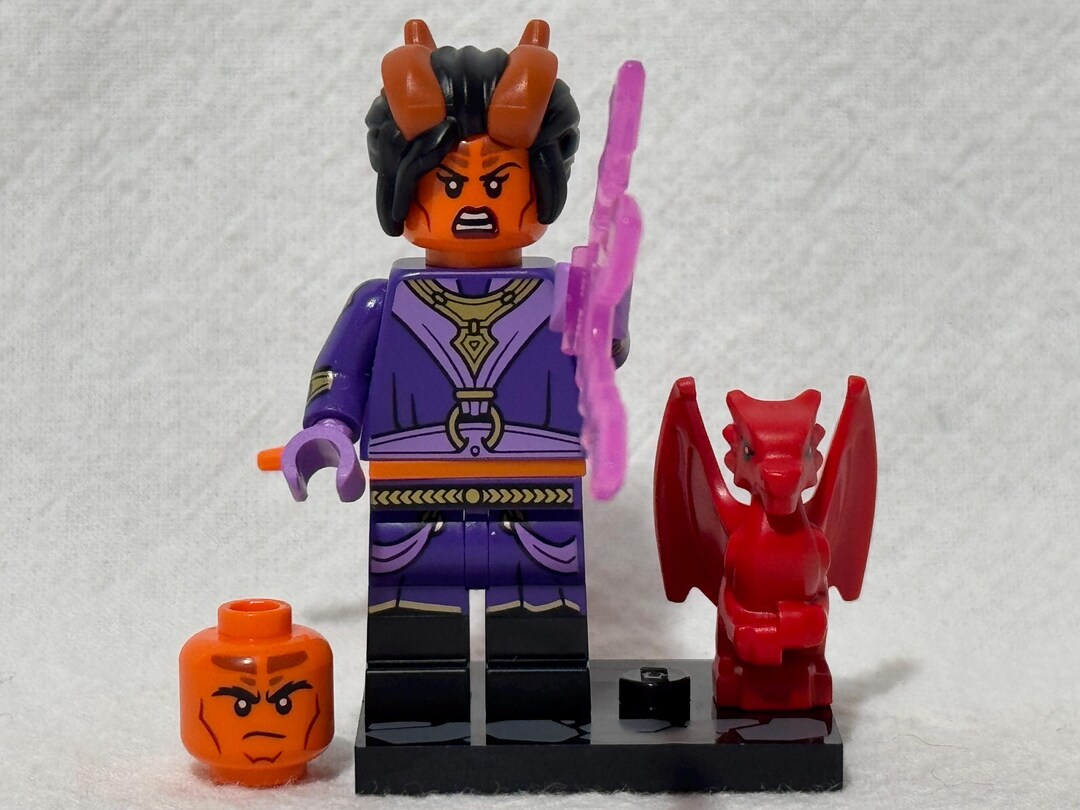 Lego Minifigure Tiefling Sorcerer Dungeons & Dragons CMF Series 71047-3 ...