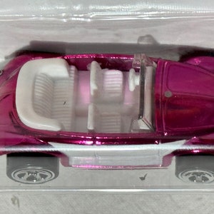 Hot Wheels Classics Series 2 Pink White VW Bug Convertible 21 of 30 ...