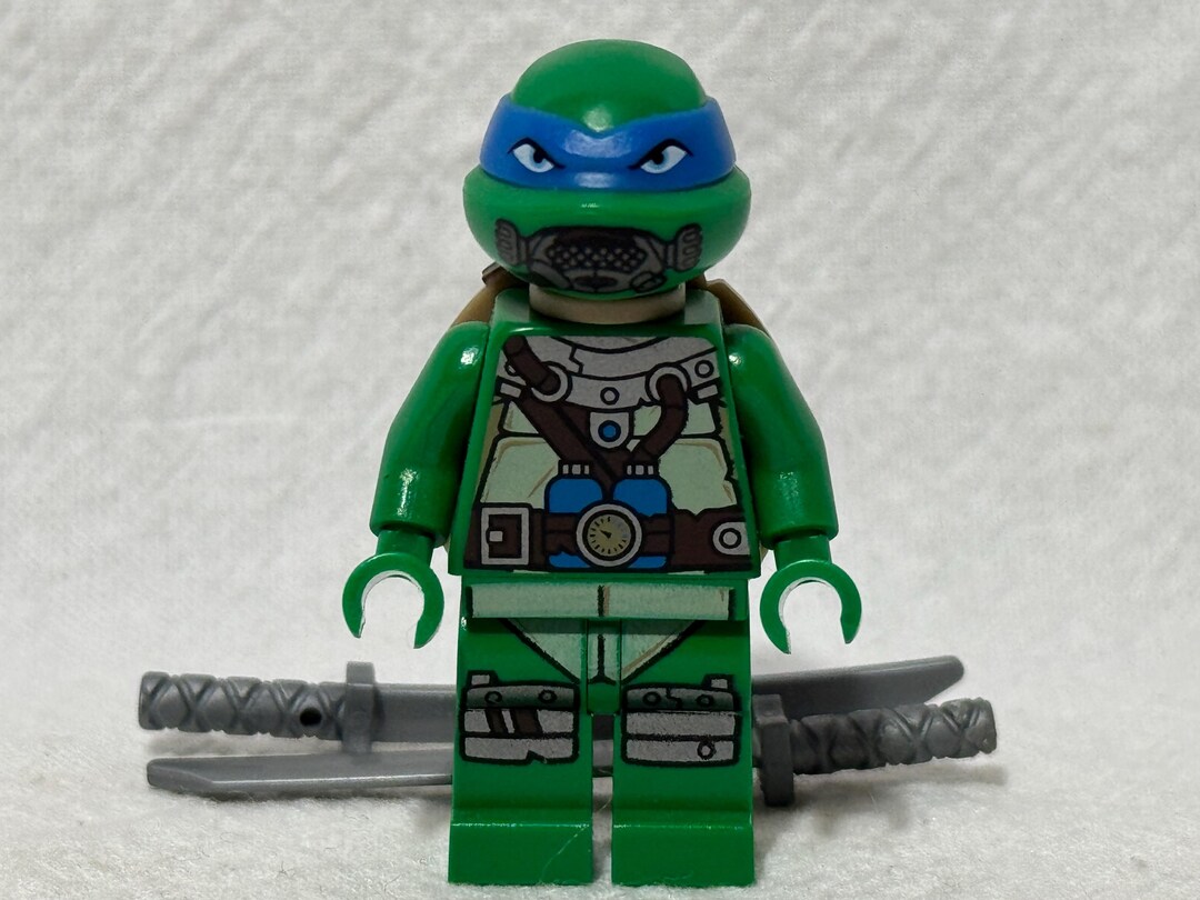 Lego TMNT Leonardo Minifigure TNT032 Scuba Gear, Includes Weapons, From ...