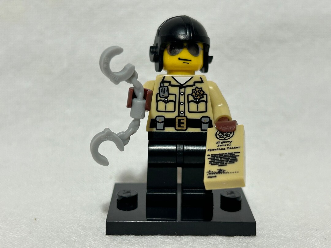 Lego CMF Minifigures Series 2 Traffic Cop 8684-6 Retired Complete With ...