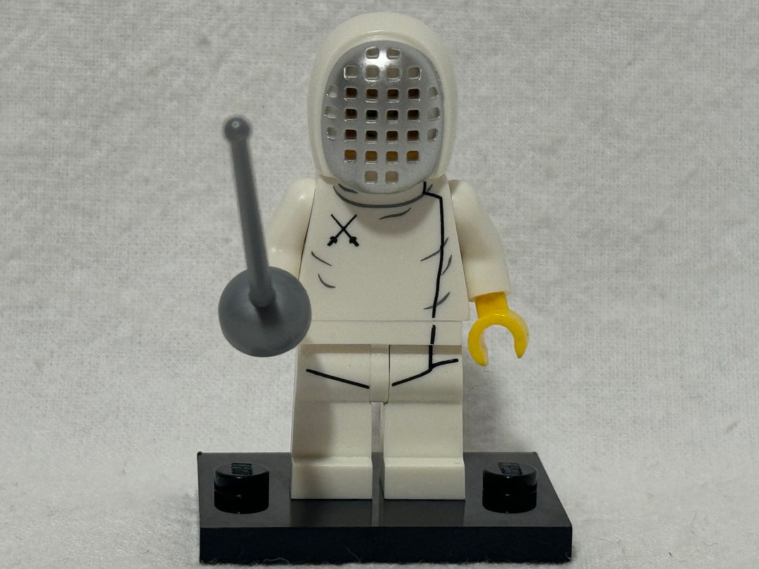 Lego Fencer Minifigure 71008-11 CMF Series 13, Retired, Includes ...