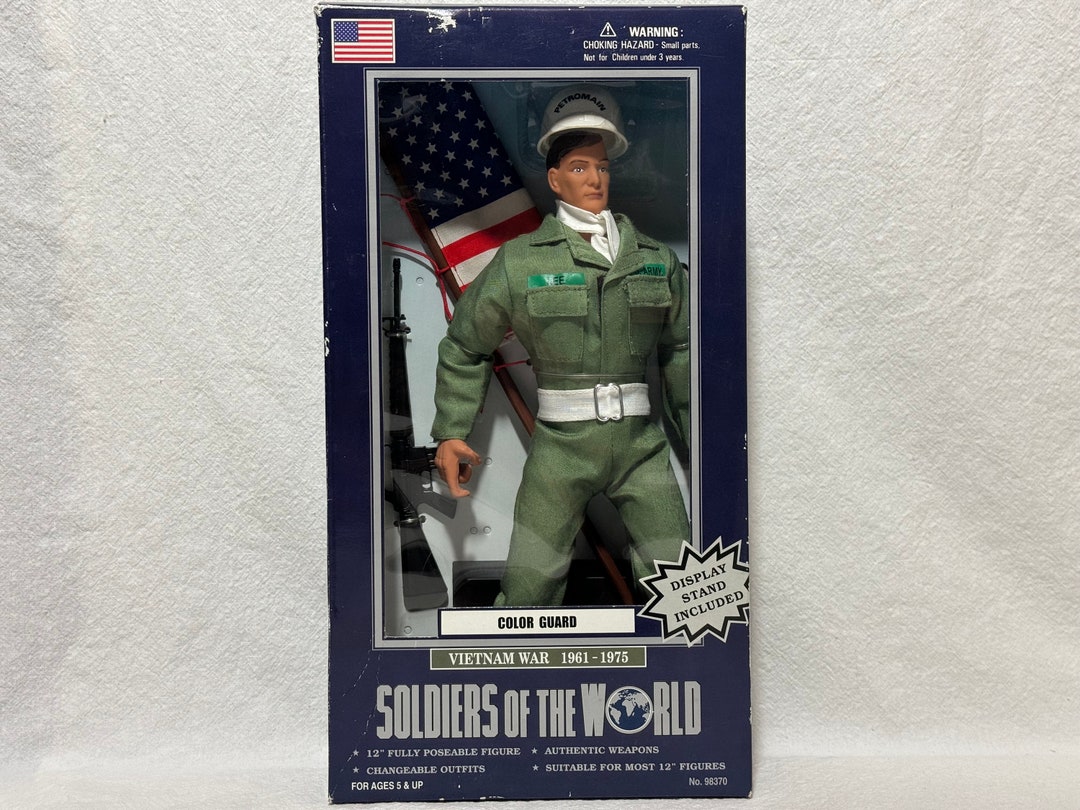 Soldiers of the World Color Guard Vietnam War 12" Posable Action Figure ...