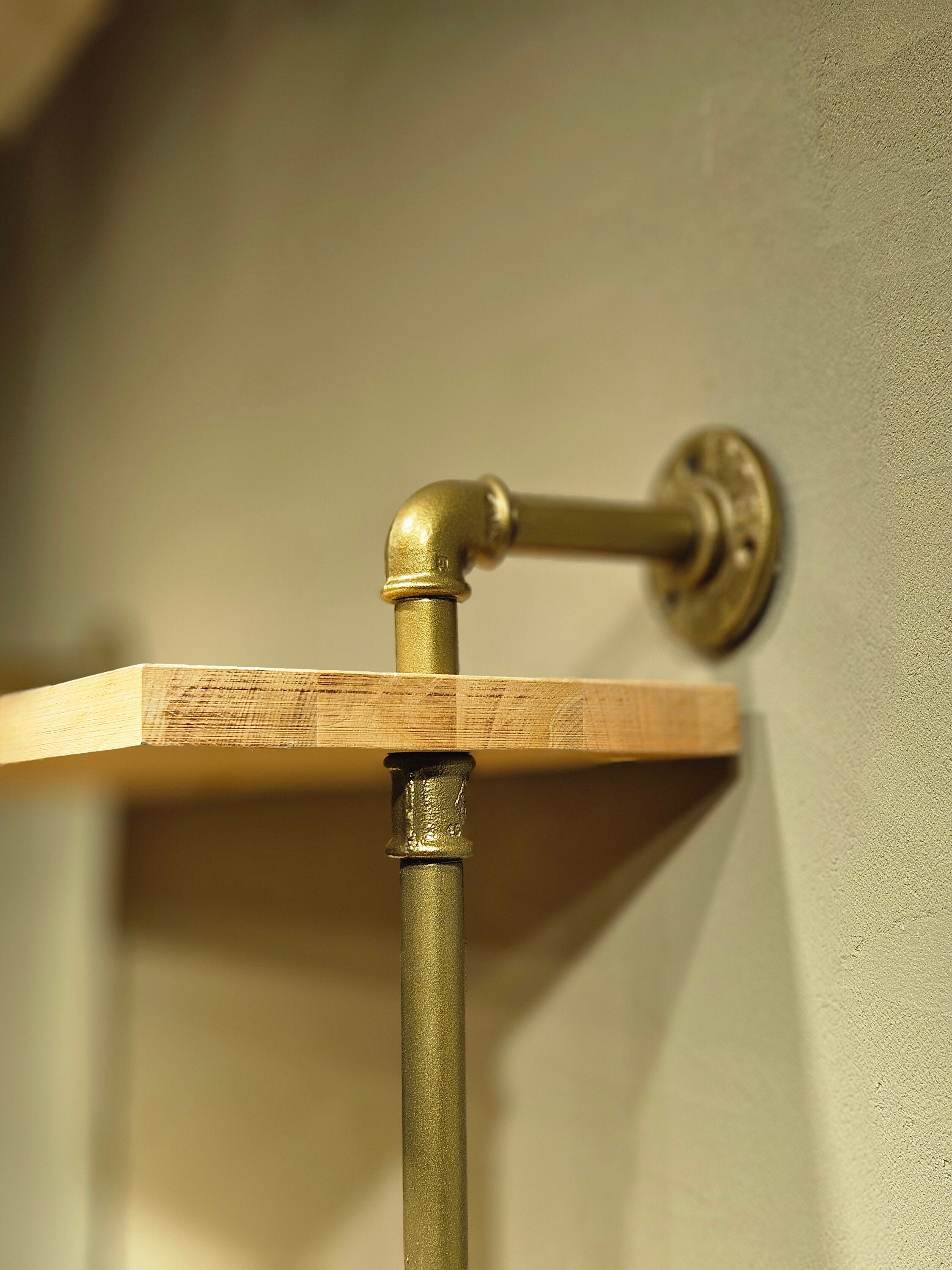 Industrial Solid Wood Pipe Bookshelves, Rustic Pipe Wall Mounted ...