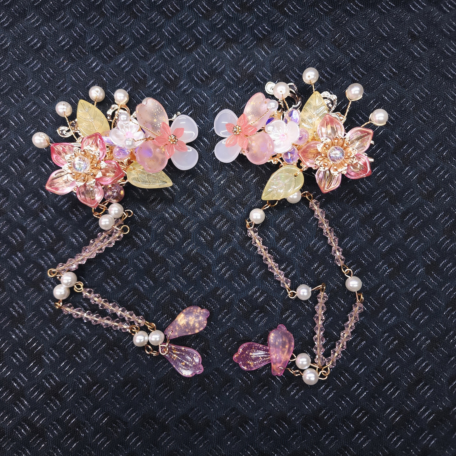 Gold Glitter Red Flower Golden Hair Clip With Tassel: Chinese Golden ...