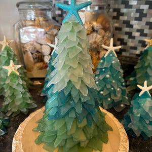 SEAGLASS TREE With Lights Ombré Sea Glass Tree , Aqua, Blue, White ...